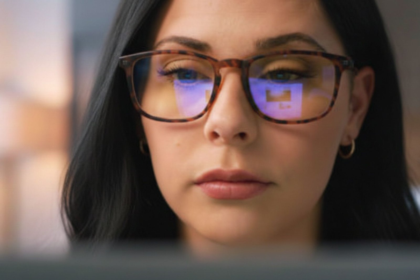 Are Anti Glare Glasses Good for Screen Work